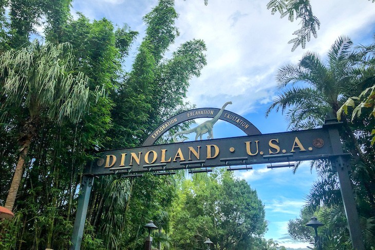 DinoLand USA Disney's Animal Kingdom | Disney Travel Planner | Cara ...