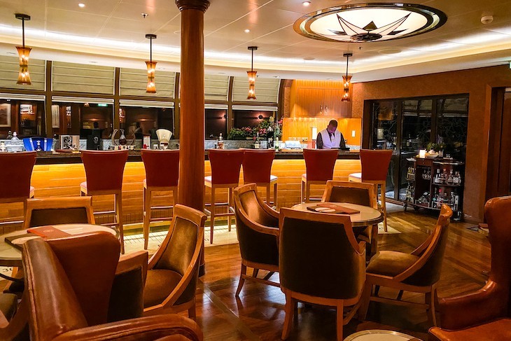 Adult-Exclusive Fun | Cara Goldsbury | Luxury Disney Vacations